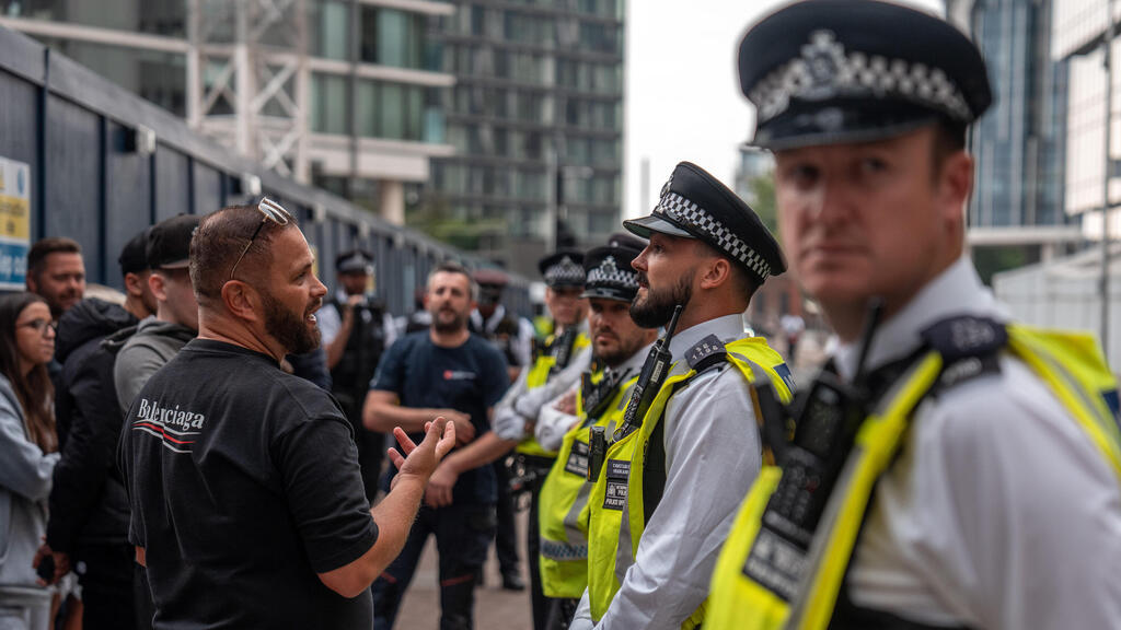 UK Muslim police association under fire for calling Israel ‘Zionist ...