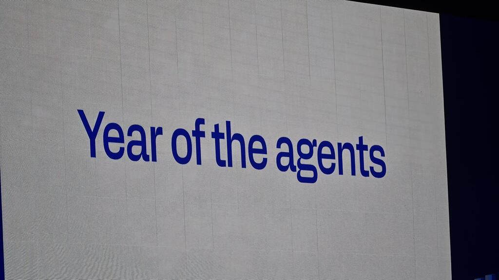 Your next computer won’t wait for you: inside the AI agent PC race
