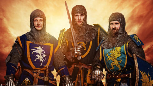 Exploring the ecology of medieval knight tales