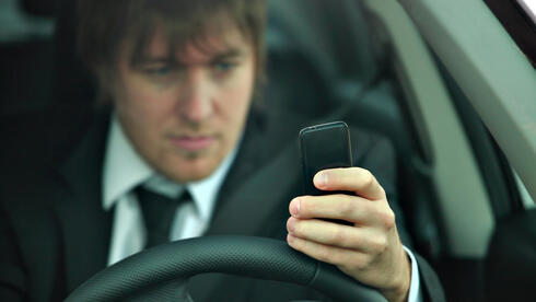 Gen Z drivers most distracted on the road, according to new U.S ...