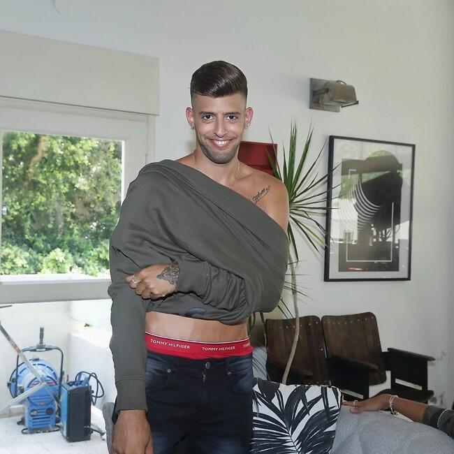 בלי פרווה סטטיק ובן אל מדגמנים קזואל