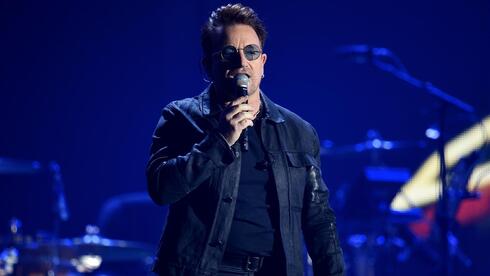 Bono calls for peace in Gaza war onstage: 'Bewildering to see suffering ...