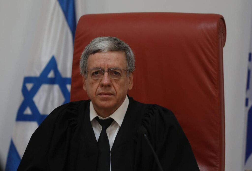 Supreme Court Justice Mazuz announces early retirement