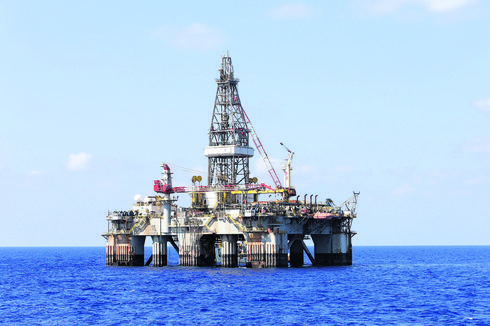 In historic move, Israel begins supplying gas to Egypt