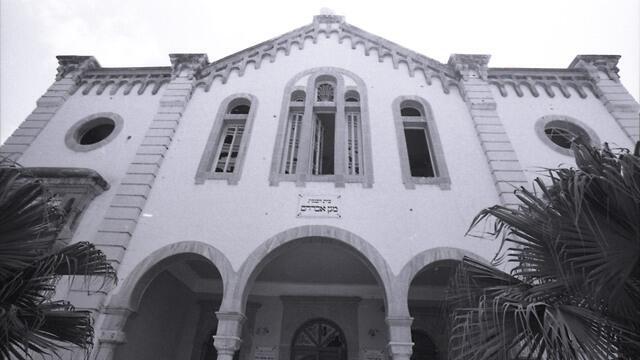 Isaac Arazi, leader of Lebanon’s tiny Jewish community dies at 80
