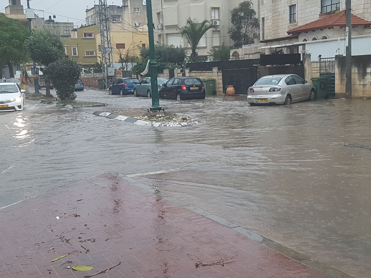 Israel hit by widespread flooding as wintry weather persists