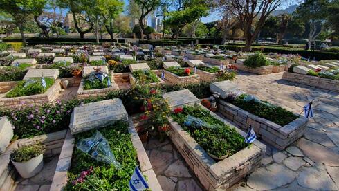 As mass October 7 memorials begin, Israelis grapple with choosing which ...