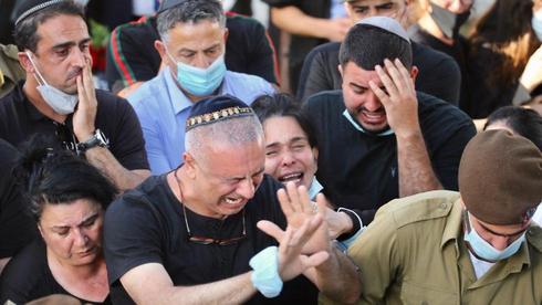 Hundreds attend funeral of slain IDF soldier