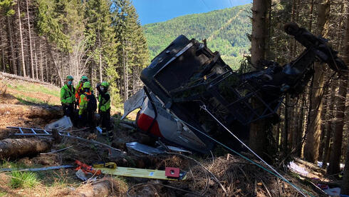 Cable car disaster suspects freed, one to house arrest