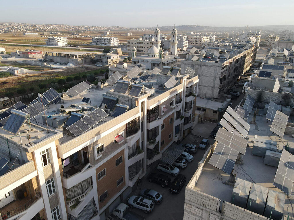 Rebel-held Syria shifts power — towards solar