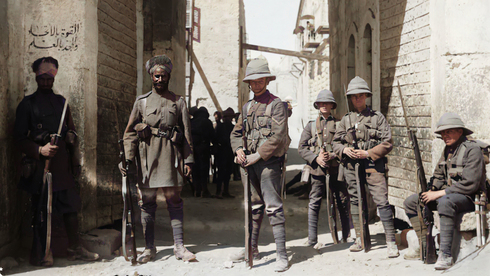 Rare photos give colored glimpse into 20th century Israel