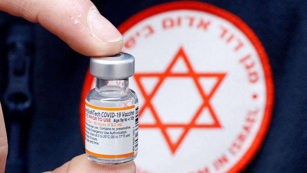 The scariest weapon: Bacteria and viruses as munitions