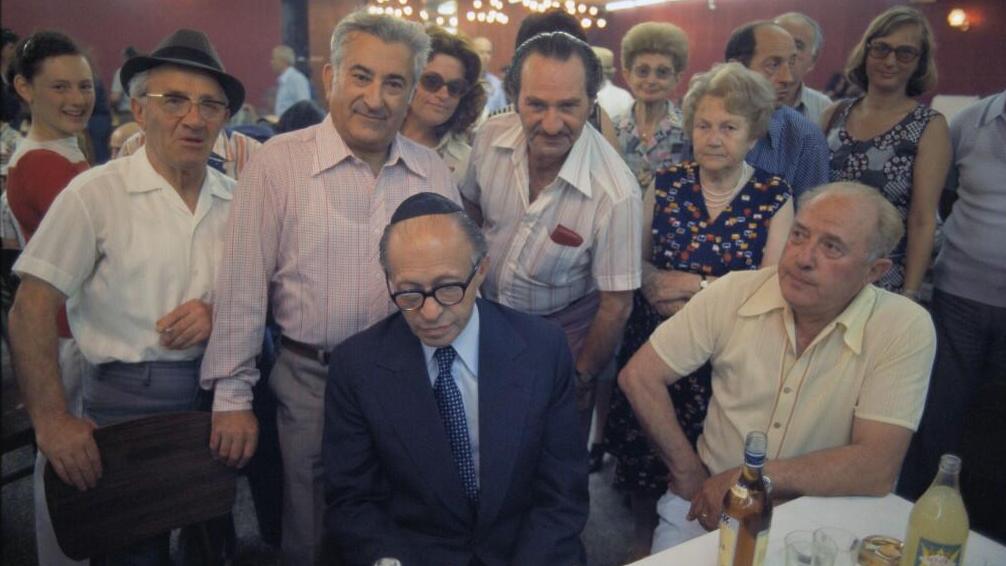 על פסגת העולם וברגעים קטנים של אושר | בגין כמו שלא ראיתם