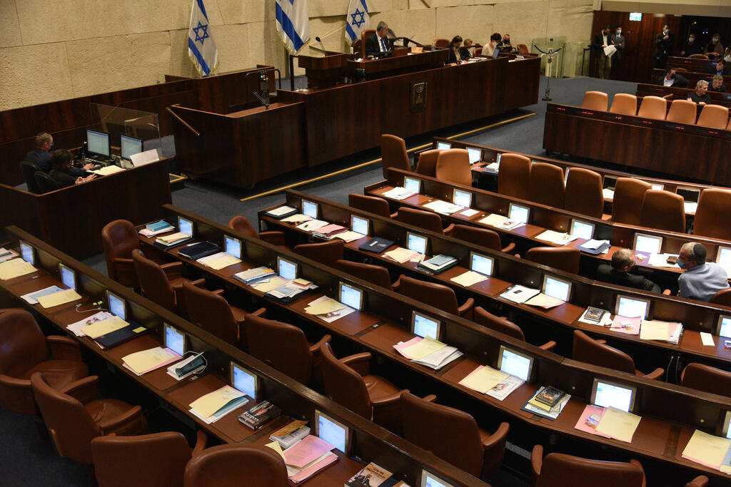 Zelensky said to evoke memory of Holocaust in Knesset address