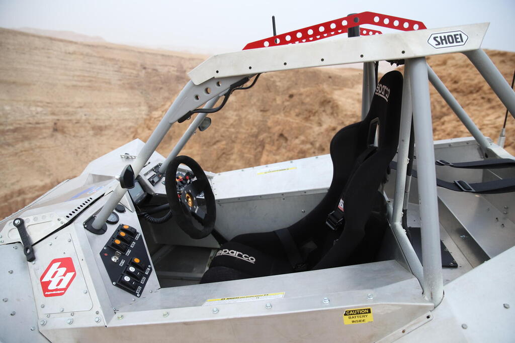 Israeli engineer develops electric dune buggy for youth