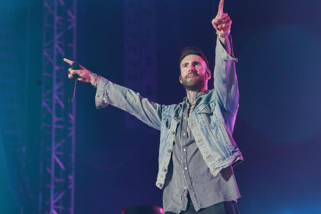 Moves like Adam: Maroon 5 opens Israel's concert season with a bang