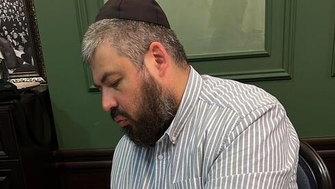Ukraine's only mohel returns to warzone on a Jewish mission