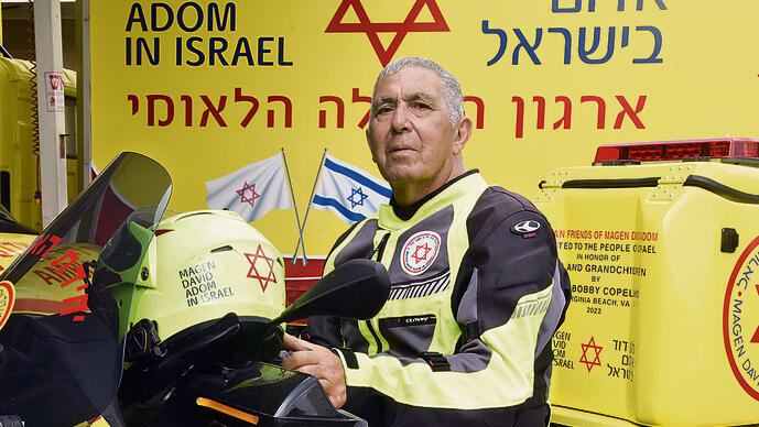 Octogenarian Israeli EMT has saved thousands of lives, doesn't plan to ...