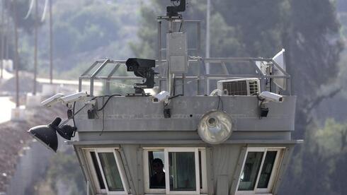 Israel deploys remote-controlled robotic guns in West Bank