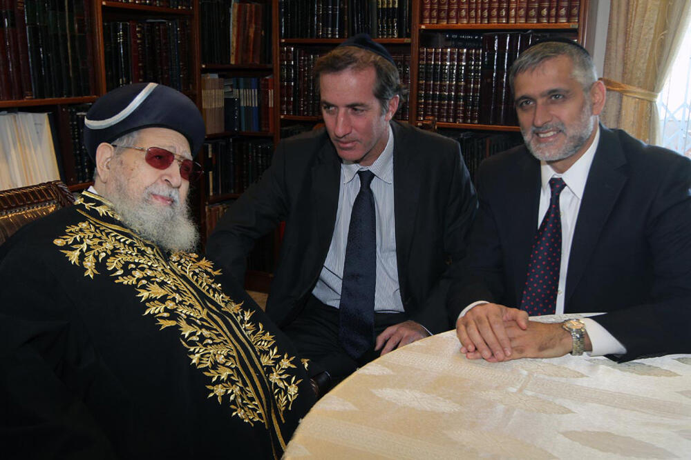 Israel deports Palestinian lawyer to France for alleged terror ties