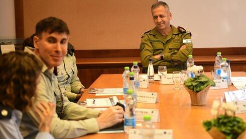 Autistic IDF soldiers breaking through glass ceiling