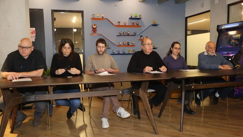 Перекроем всю страну лидеры протеста против реформы объявили о новых акциях 13 фев