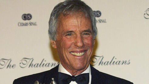 Burt Bacharach, legendary composer of pop songs, dies at 94