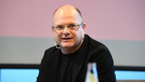 Gill Shwed to step down as Checkpoint CEO