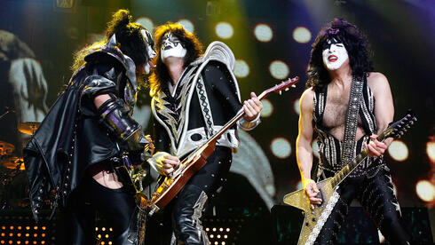 KISS announces farewell concert