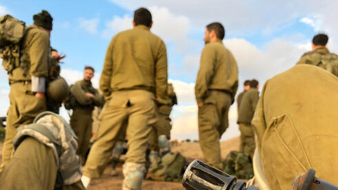 Hundreds of reservists notify IDF that they will no longer serve