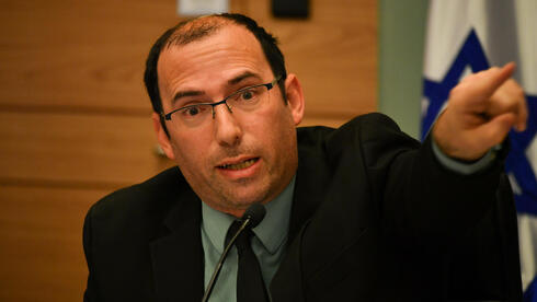 Protests mark start of a religious war, Rothman says