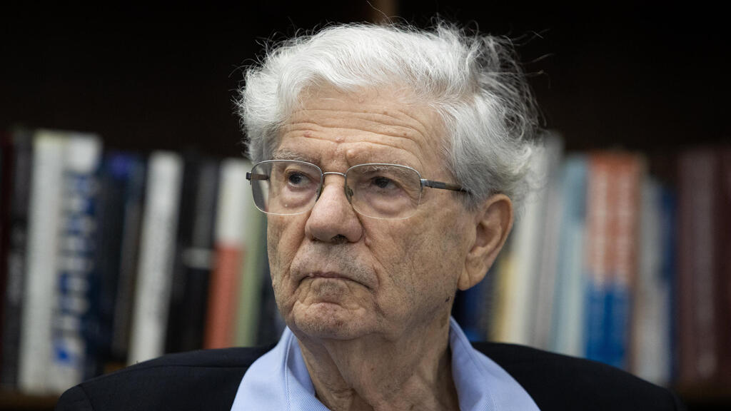 Former Israeli Supreme Court chief calls to continue judicial reform ...