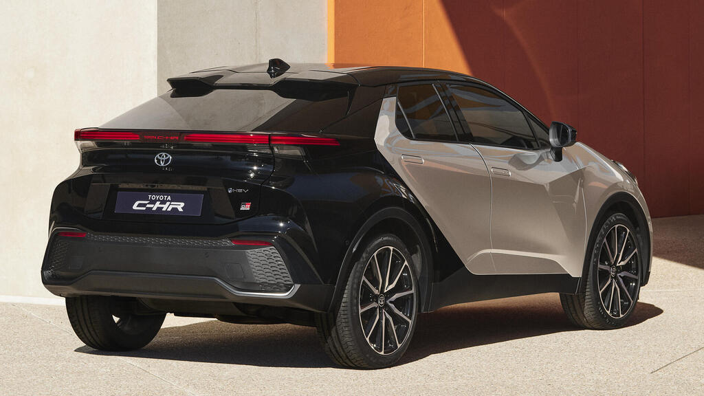 טויוטה C-HR החדש יתחבר גם לשקע