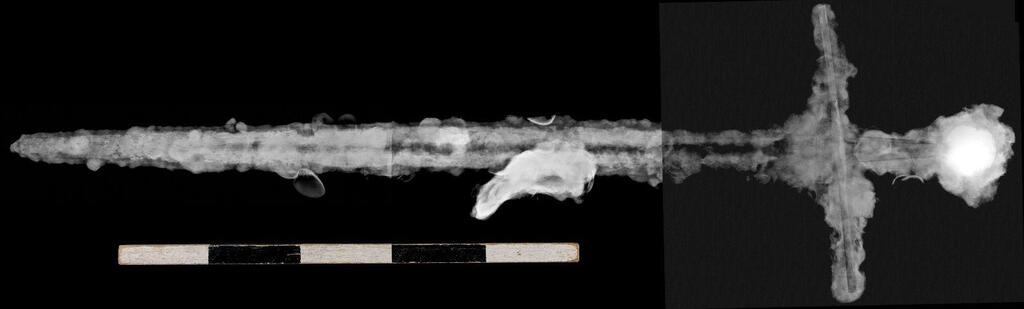 X-ray technology allows glimpse inside Crusader sword found in Israel