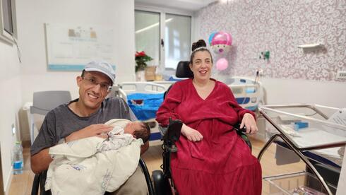 Woman with cerebral palsy, whose husband has spina bifida, gives birth ...