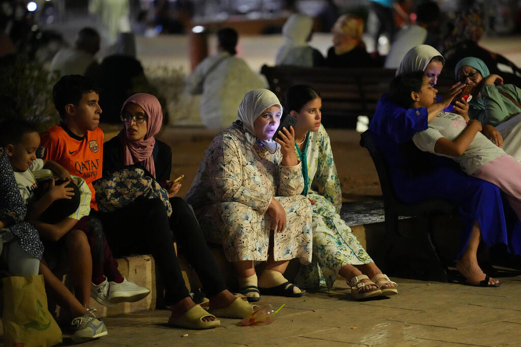 Morocco's Jewish community gathers donation to help neighbors and to ...