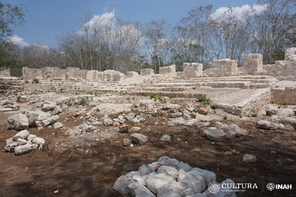 Archaeologists discover ancient Maya palatial complex