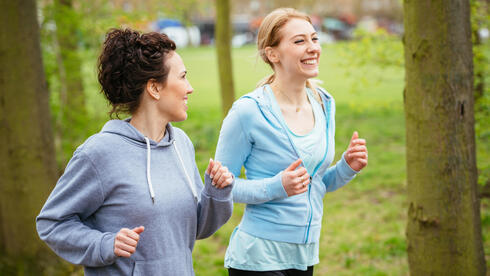 How running therapy can ease stress and maintain health