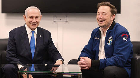 Fake news and bots: Elon Musk shares pro-Hamas pages on X