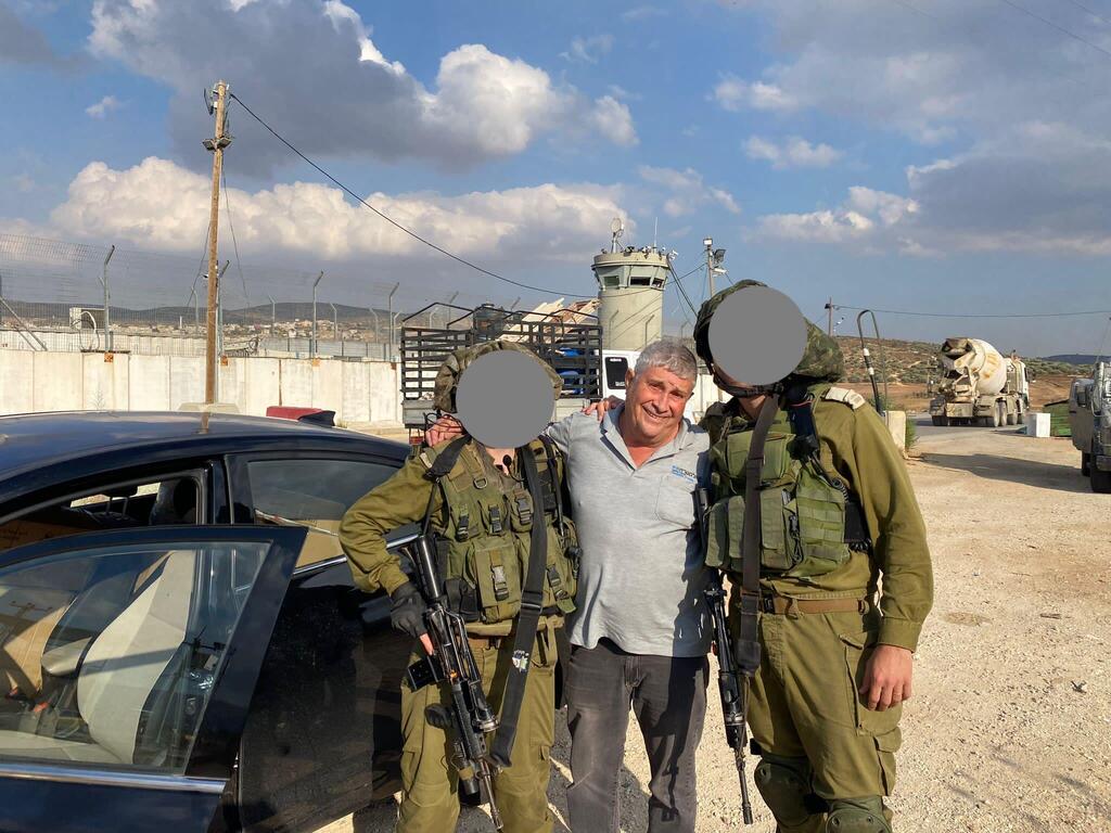 IDF wives and mothers band to support soldiers