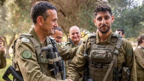 'Fauda' star Idan Amedi seriously injured in Gaza Strip clashes