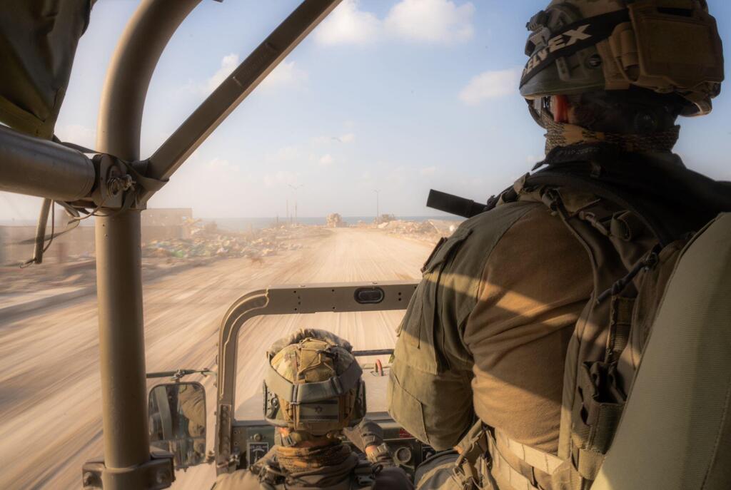 Heavy bombardments in Khan Younis; IDF advancing in southern Gaza