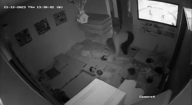 Israeli teacher moves 20 children to safe room in minute amid sirens