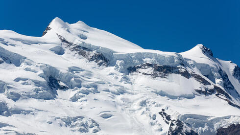 חוקרים: הפשרת הקרחונים פוגעת בארכיוני נתוני האקלים