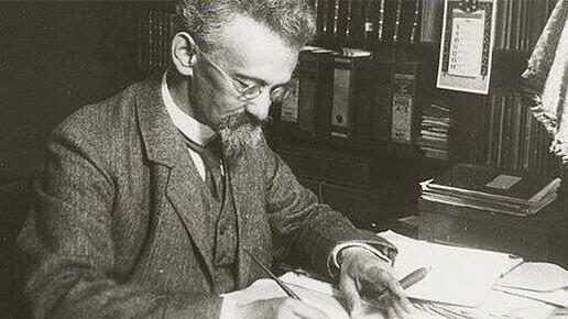 The mathematician who defied concentration camps