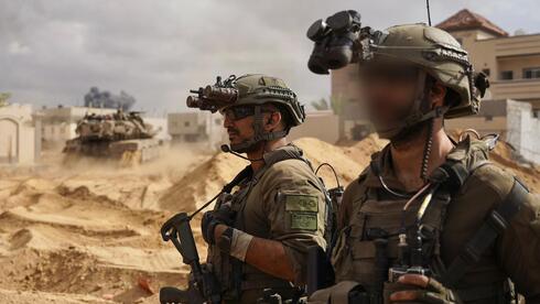 IDF forces push deeper into Rafah