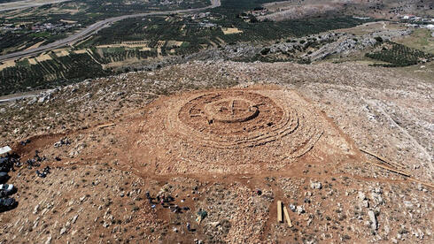 Monumental 4,000-year-old labyrinthian structure found in Crete