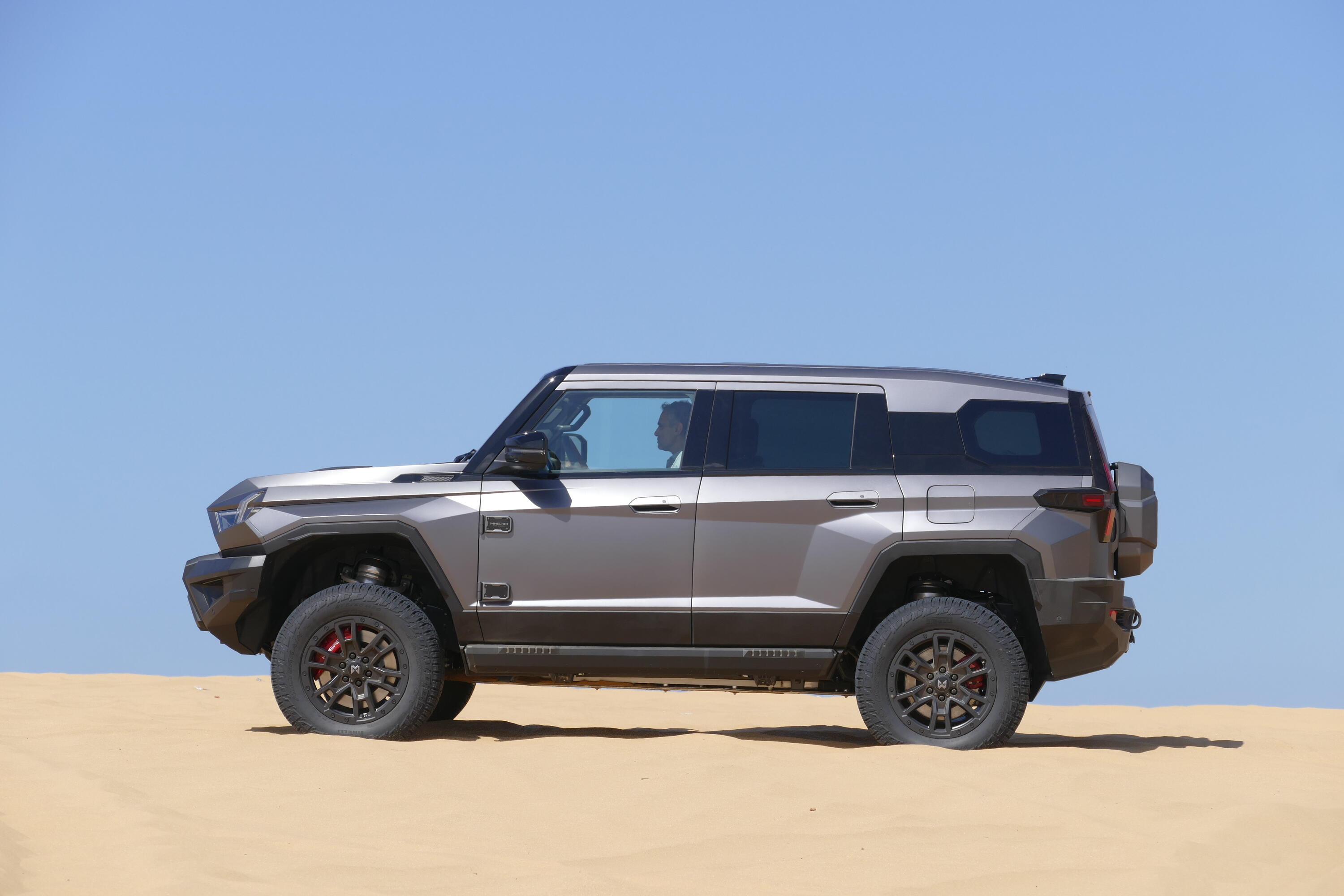 Dongfeng Hummer H1