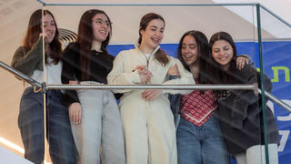 Hospital concert honors IDF field observers returned from captivity ...