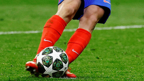 בעקבות סקנדל הפנדל של חלוץ אתלטיקו מדריד: שינוי בחוקת הכדורגל